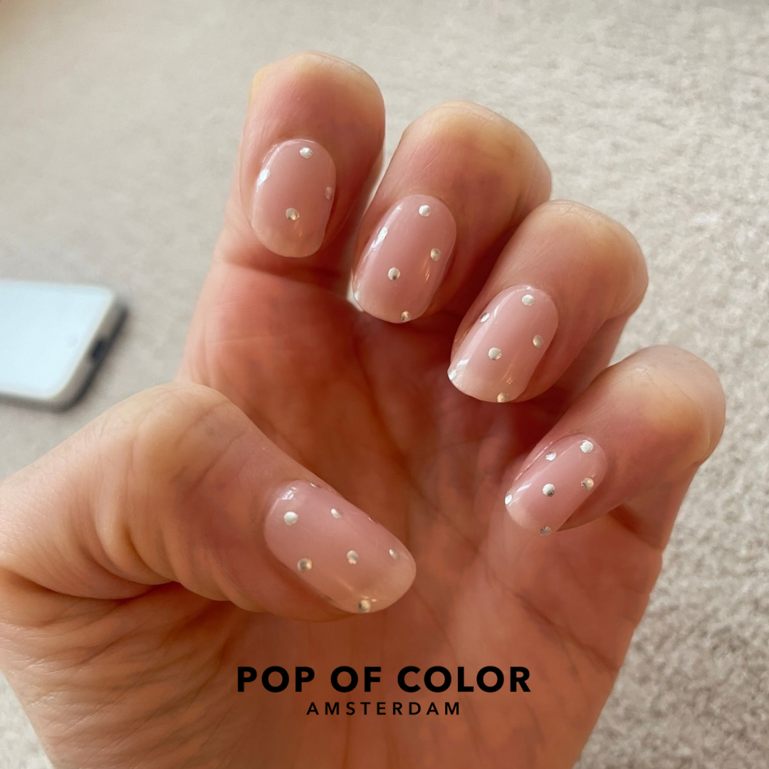 Pop of Color Amsterdam - Gel nail wraps - BIAB Silver Dots