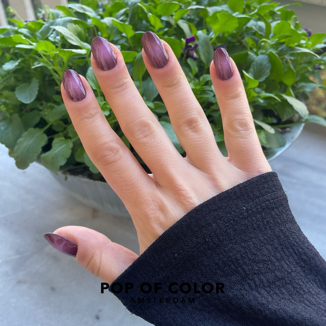 Pop of Color Amsterdam - Gel Nail Wraps - Purple / Light Purple Dot